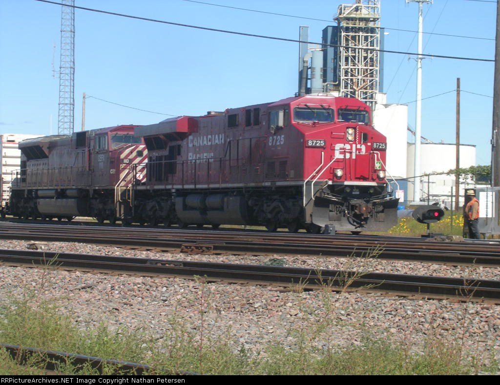 CP 8725